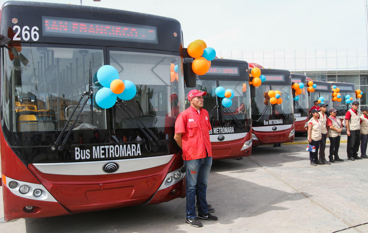 ¡A RODAR! Metro de Maracaibo suma 10 metrobuses a rutas del municipio ...