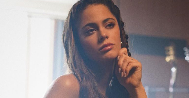 ¡CAUSANDO FUROR! Tini Stoessel y su transformación física tras ...
