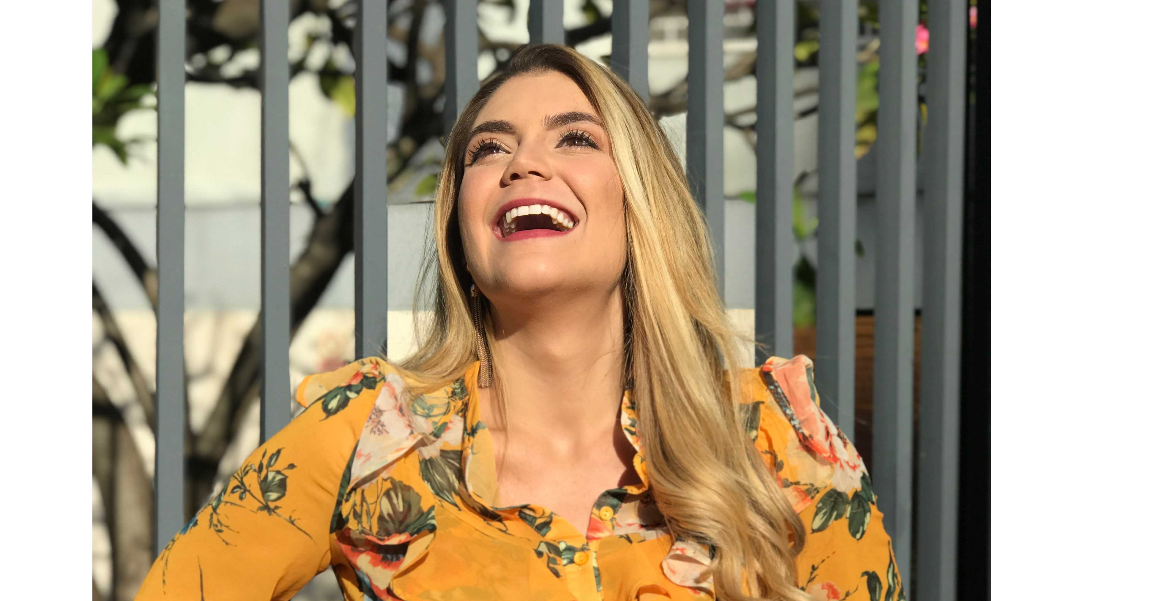 ¡TALENTO Y PROFESIONALISMO! Verónica Silveri destaca en la televisión ...