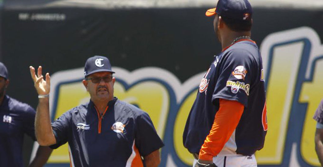 ¡NUEVO CARGO! Mike Álvarez se une a la selección para el Preolímpico de ...