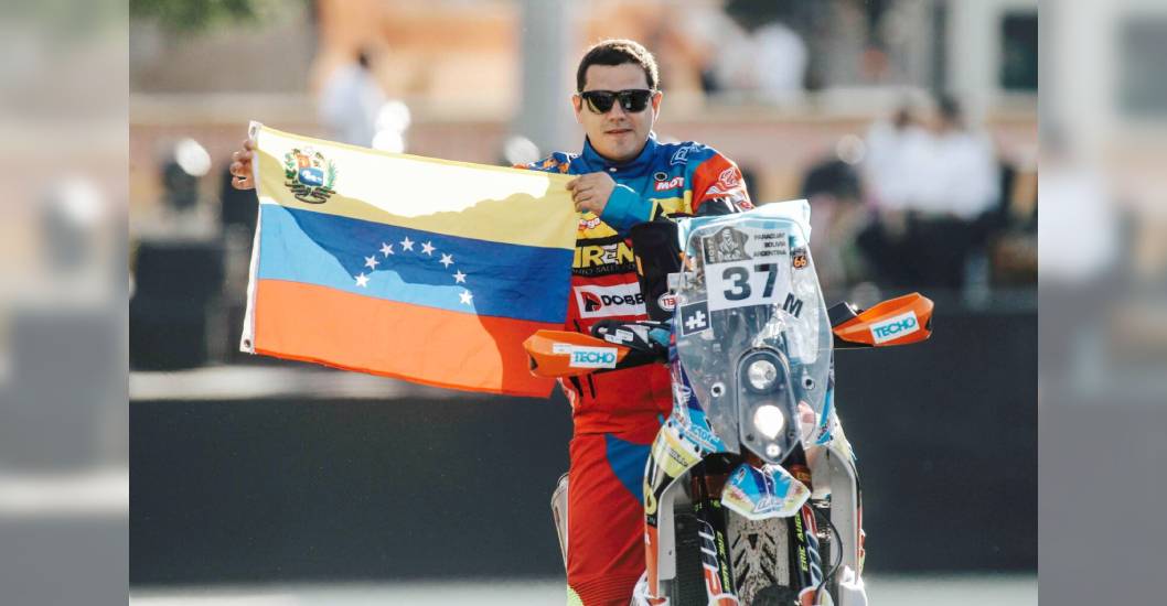 ¡A SURCAR DUNAS! Motociclista venezolano Nicolás Cardona retorna al ...