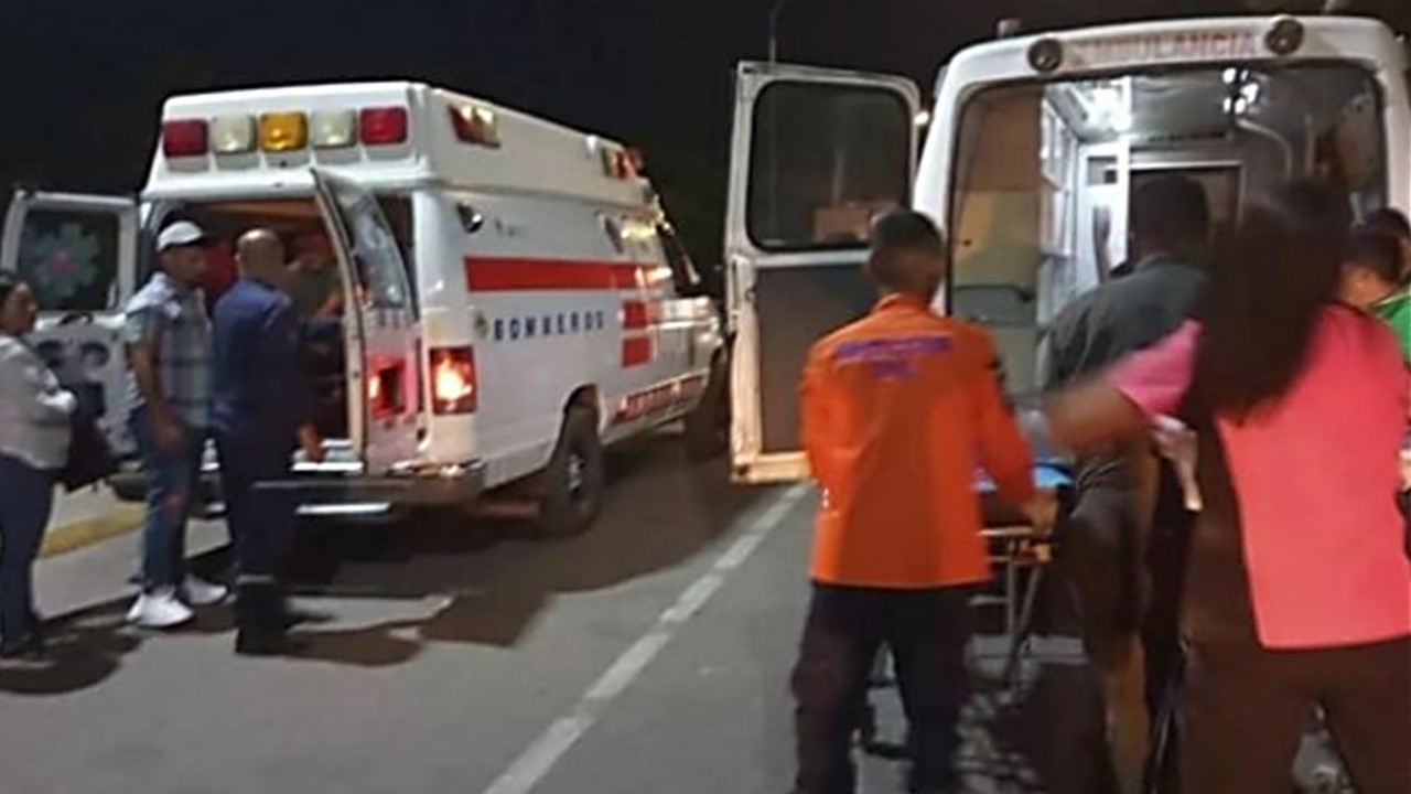 ¡EXPLOTA UNA GRANADA EN UREÑA! Seis personas resultaron heridas, dos de ...