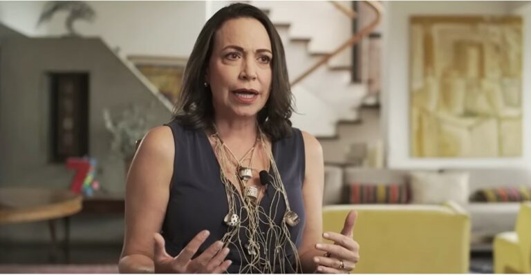 ¡MARIA CORINA CONTRA TODO! Las primarias no pueden ser de 4 o 10 ...