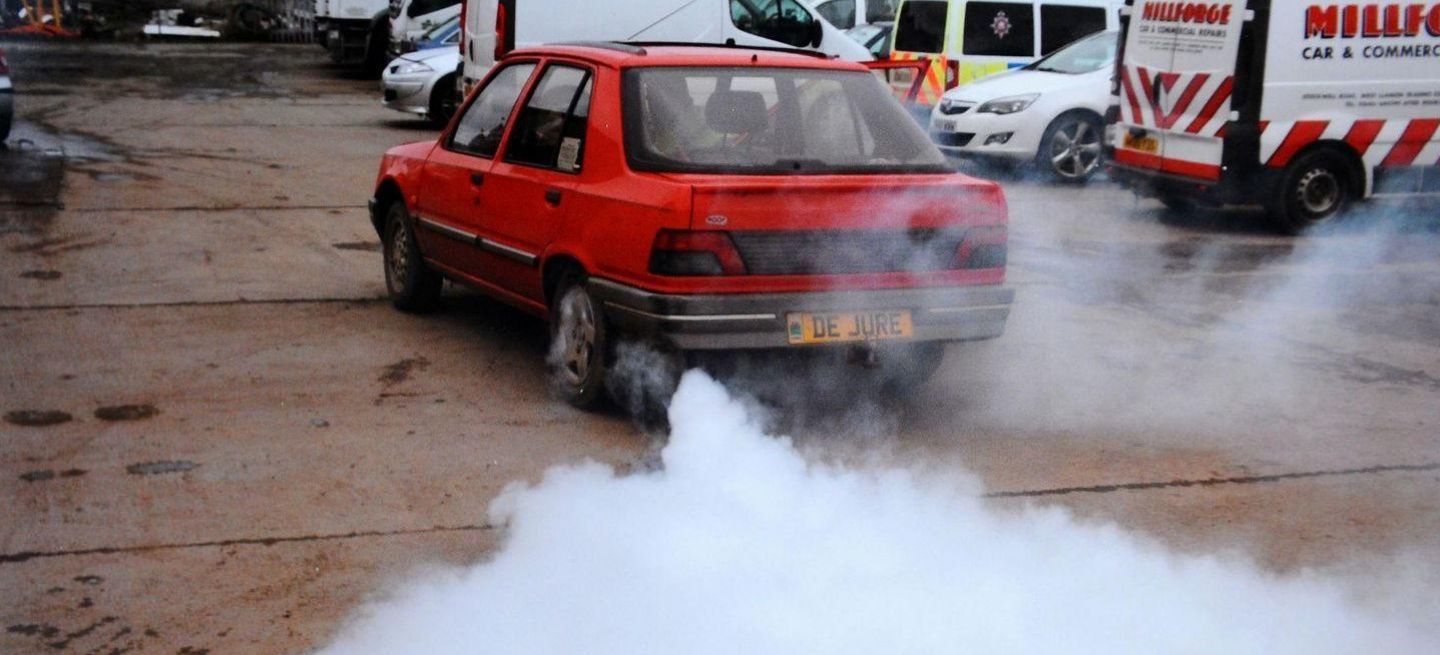 ¡URGE DESINCORPORAR CARROS CONTAMINANTES! Conoce las terribles ...