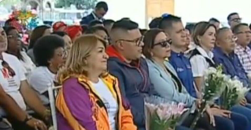 ¡A DOS AÑOS DE SU MUERTE! Rinden homenaje a Aristóbulo Istúriz ...