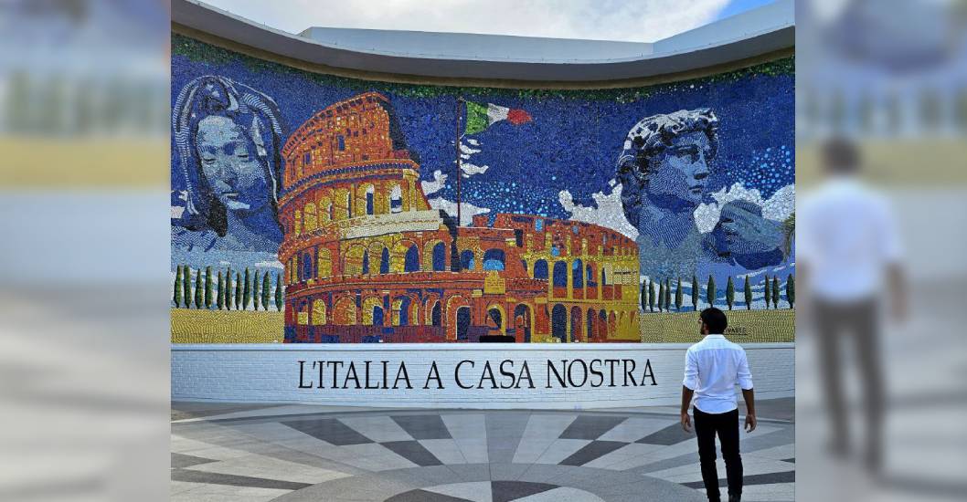 ¡OBRA MAGESTUOSA! Olivares inaugura mural de tapas más alto del mundo ...