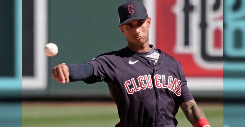 ¡SUBIDO AL EQUIPO GRANDE! Criollo Brayan Rocchio debuta como bigleaguer ...