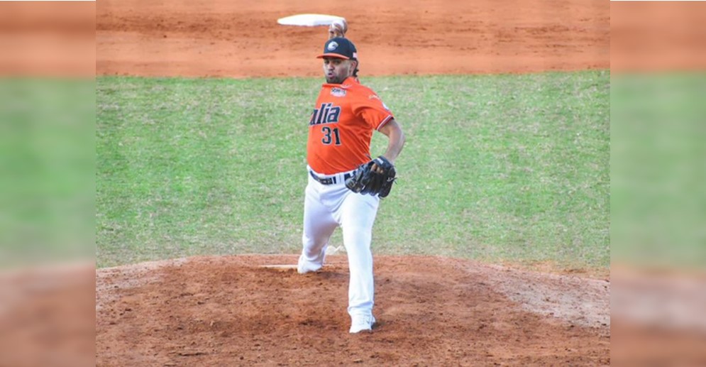 ¡ÁGUILAS LE ABRE LA PUERTA NUEVAMENTE! Y Contarán con el lanzador importado Carlos Espinal para ...