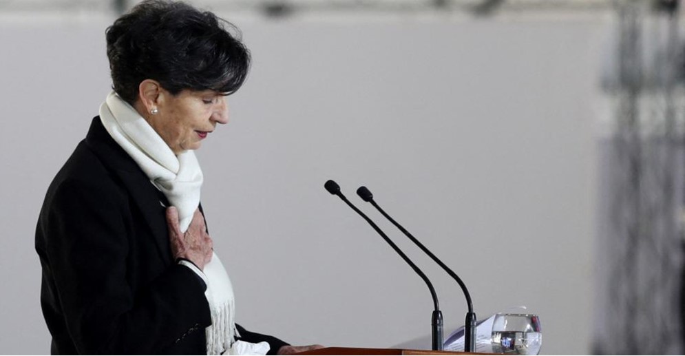 ¡EN EL MARCO DE LOS ACTOS CONMEMORATIVOS EN CHILE! Isabel Allende: "La memoria es un paso para ...