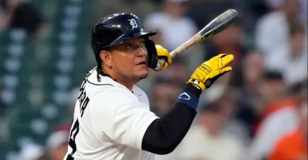 ¡ESCRIBIENDO HISTORIA! Miguel Cabrera alcanzó al inmortal George Brett ...
