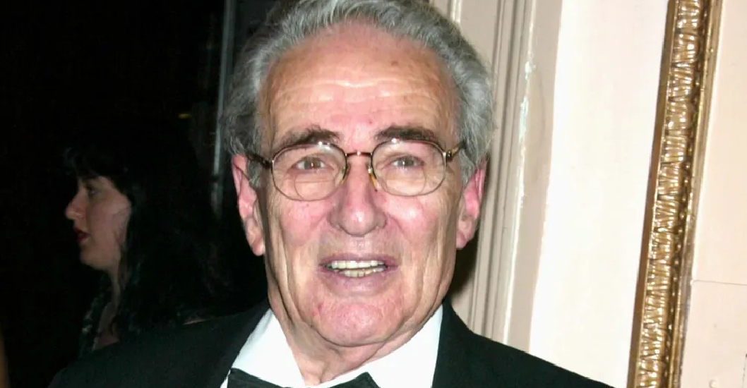 ¡LA SERIE CUENTOS DE LA CRIPTA LA DIRIGIÓ! Murió a los 96 años Elliot ...