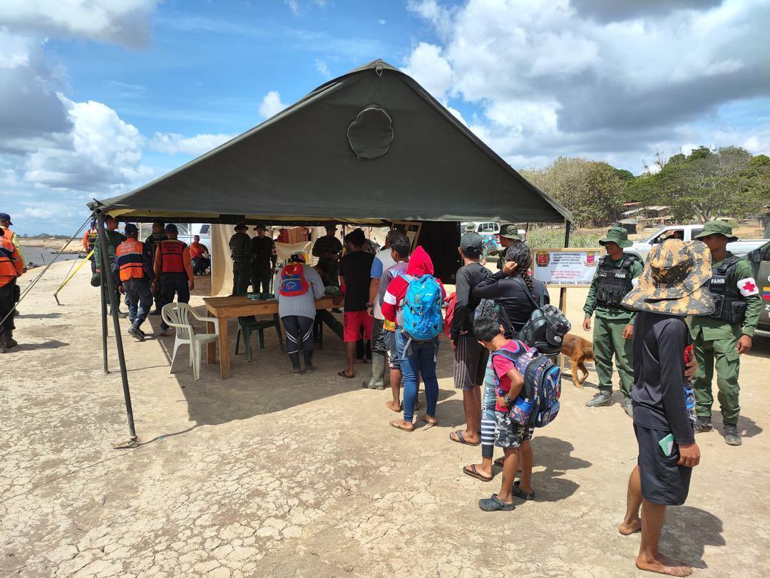 ¡EN SU MAYORÍA INDÍGENAS! Fanb confirma mil 271 evacuados tras derrumbe ...