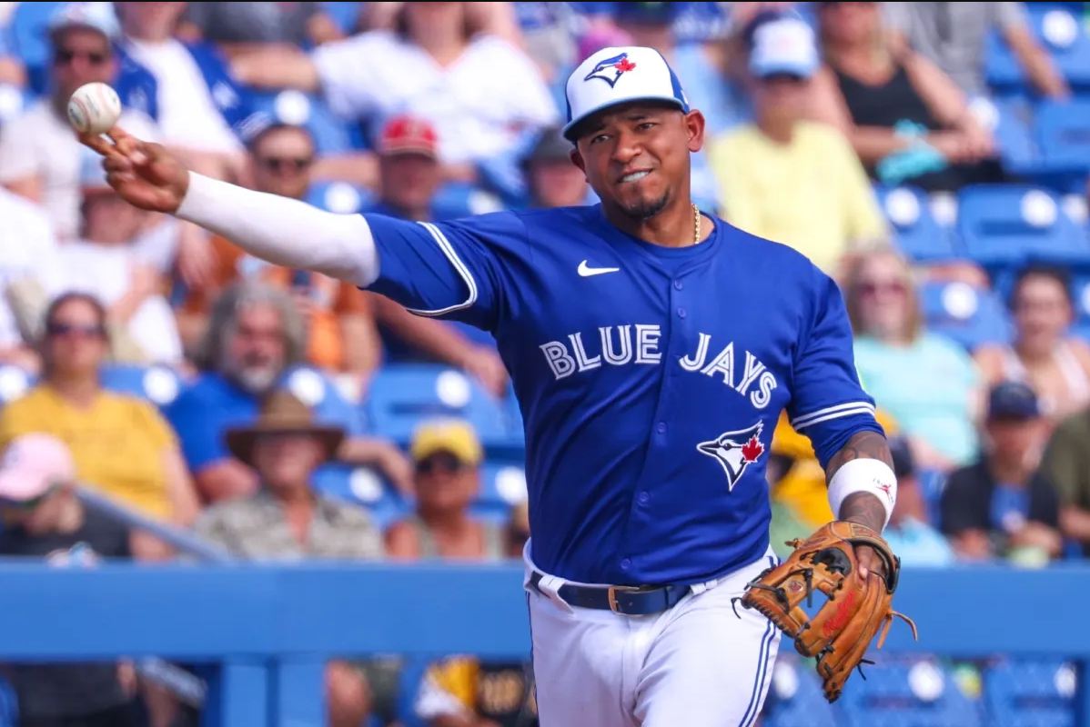 ¡SIN ESPACIO EN EL EQUIPO! Eduardo Escobar es despedido por los ...