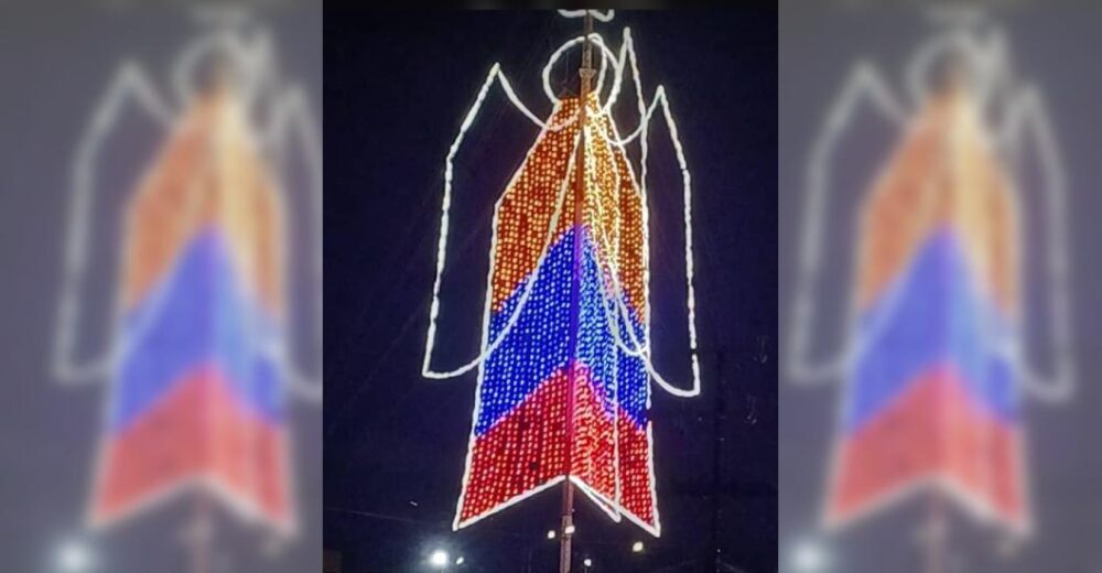 ¡TRADICIÓN MARABINA! El Angelito de Amparo se enciende con los colores ...