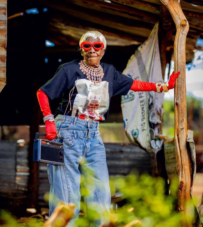 ¡SU OUTFIT ES VIRAL! Margret Chola, la abuela fashionista de Zambia que ...