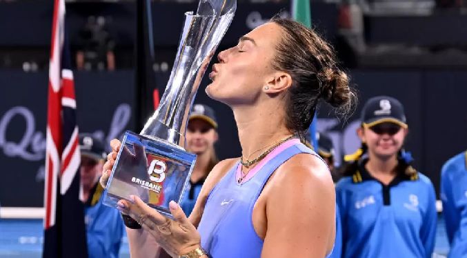 ¡LE GANA A LA RUSA KUDERMETOVA! Sabalenka remonta a Kudermetova en Brisbane y suma primer título ...