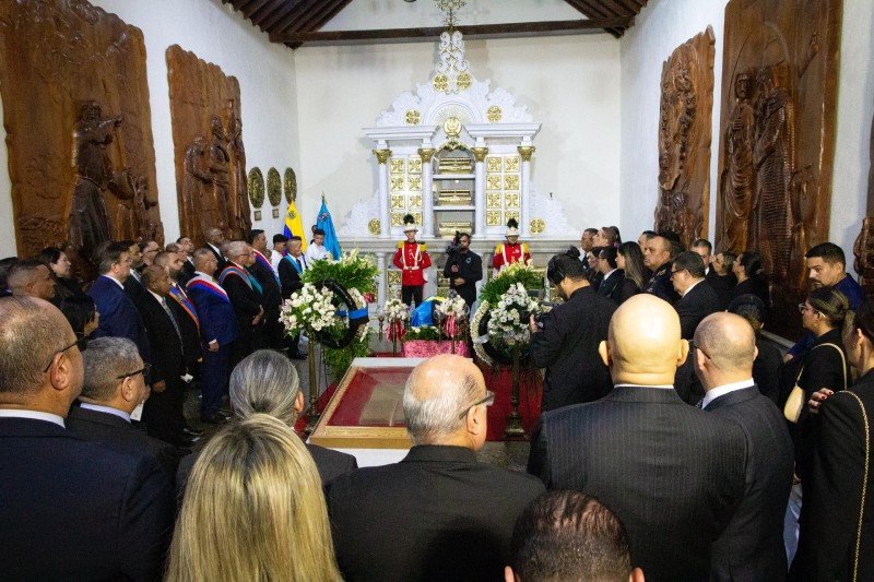 ¡HÉROE DE LA CIENCIA! Gobernador Rosales: “Llevar a Héctor Rojas al ...