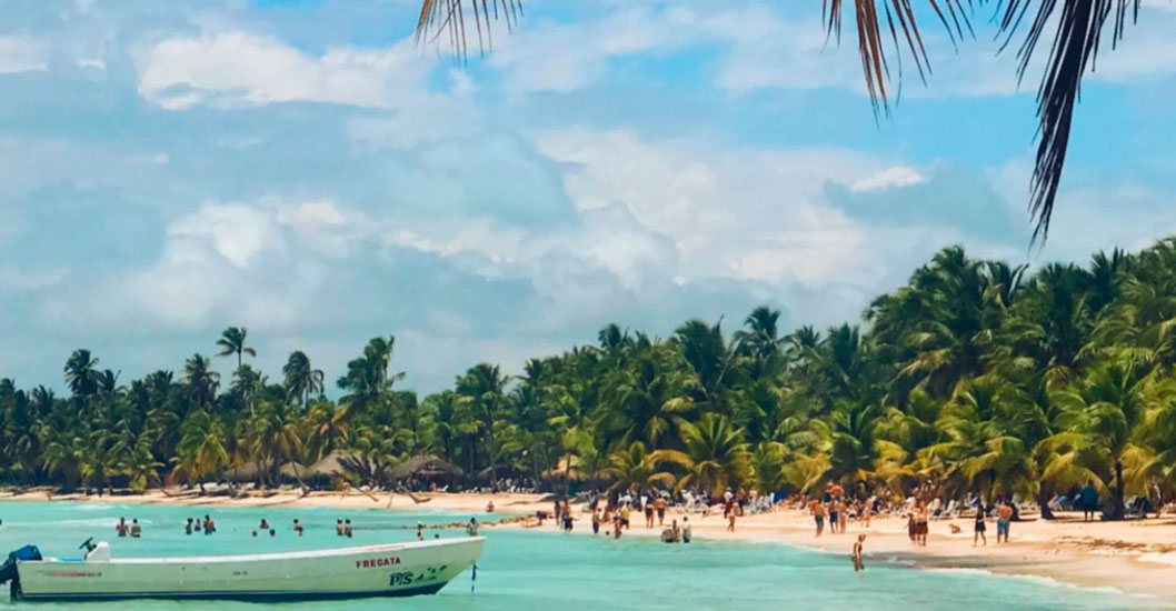 ¡ABUSABAN CON EL COBRO DEL SERVICIO! Autoridades sacan a los tolderos ...