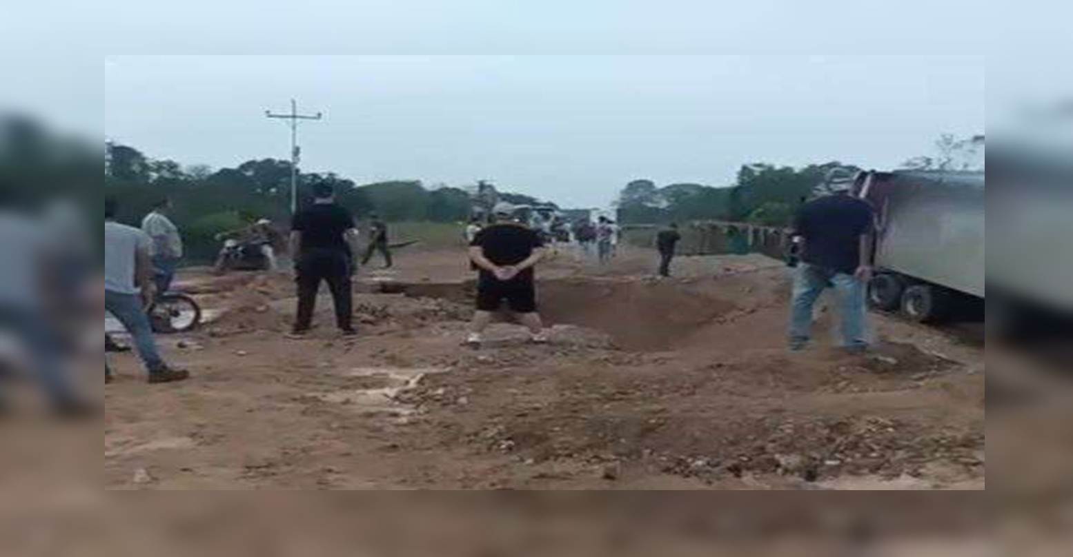 ¡REHABILITACIÓN DE ALCANTARILLA! Cerrada parcialmente la carretera ...