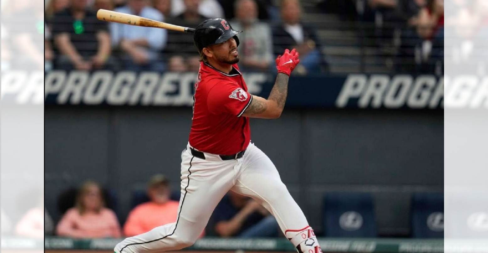 ¡LIDERANDO EL TRIUNFO! Gabriel Arias la sacó dos veces del estadio para ...
