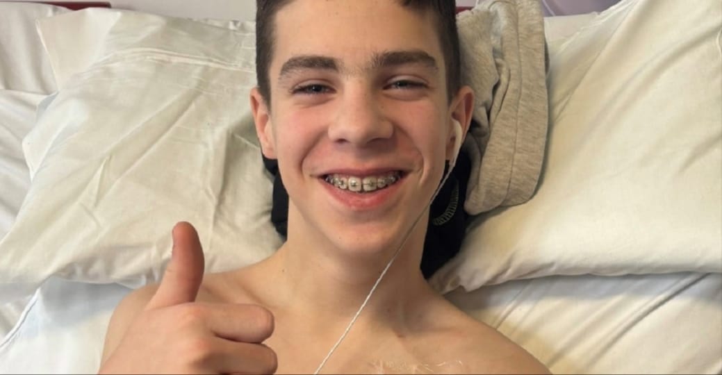 ¡CONOCE ESTE DRAMA MÉDICO! Joven de 14 años no puede comer ningún ...