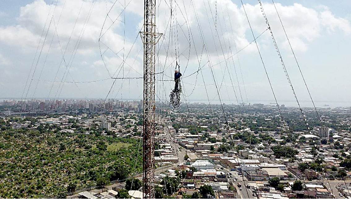 ¡LABOR 'TEMERARIA' Y LOABLE! Ejecutan trabajos de mantenimiento y ...