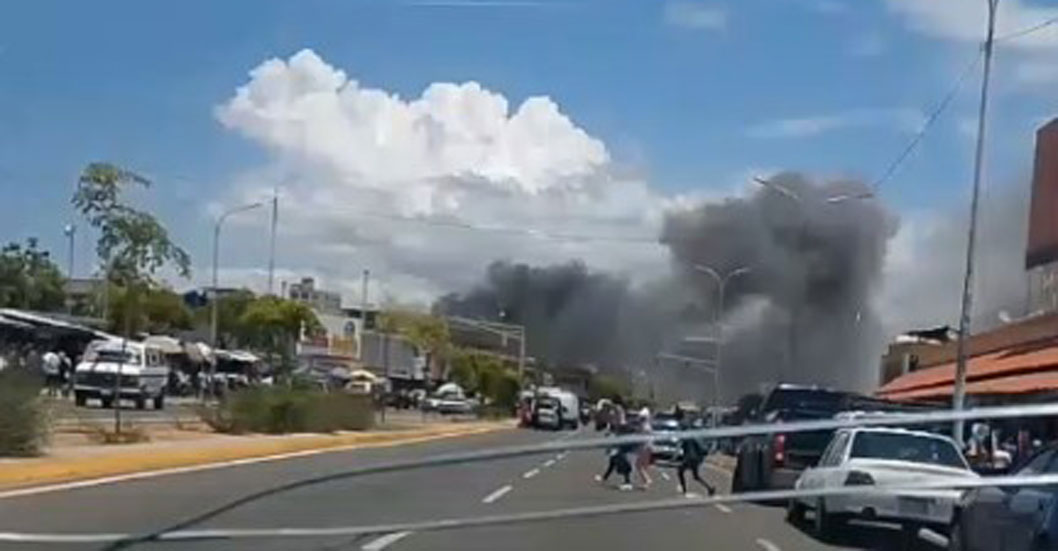 ¡EMERGENCIA EN EL CENTRO DE MARACAIBO! Explosión de transformadores ...